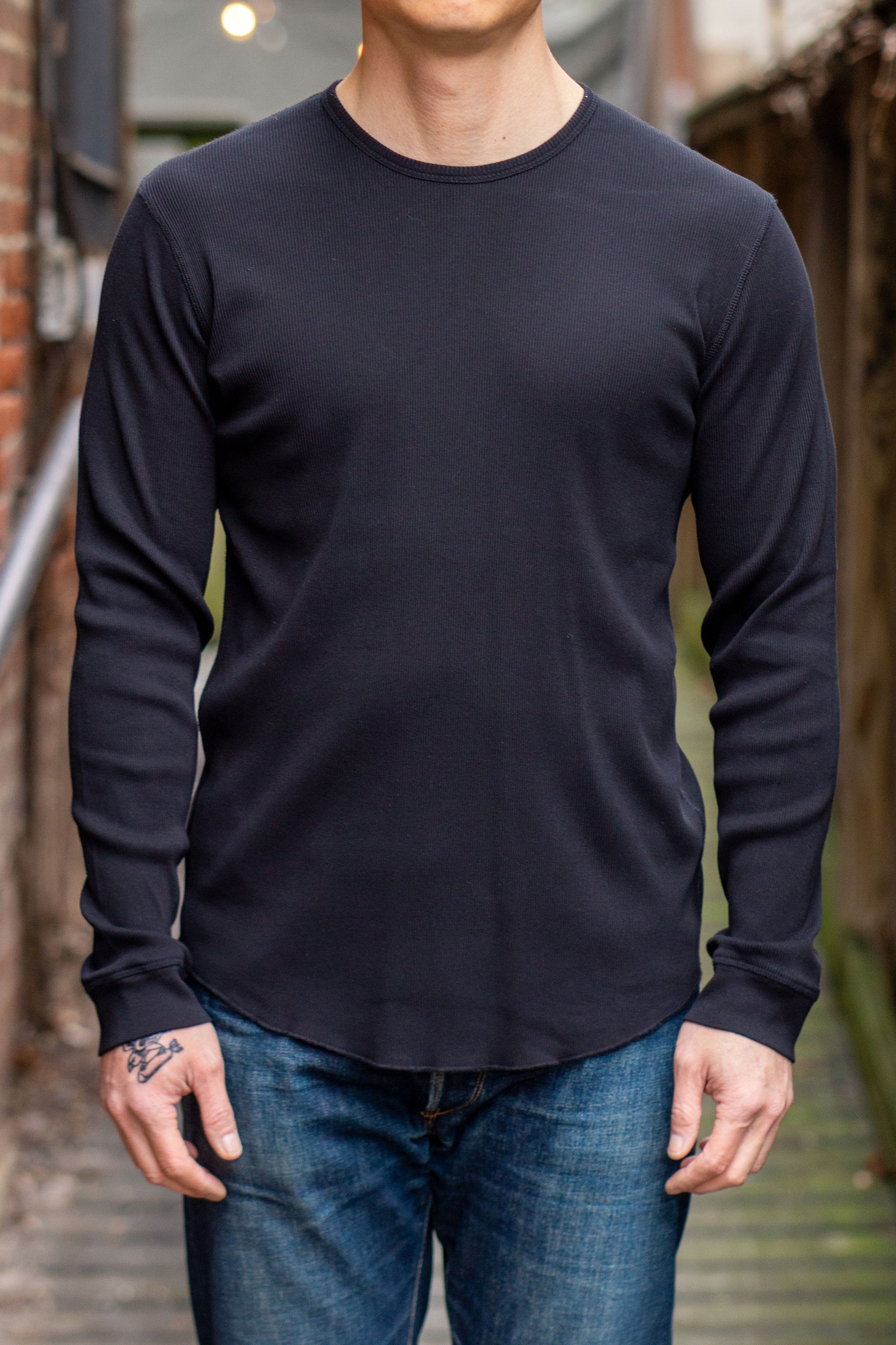 Indigofera Clyde - Cotton Rib Black - Franklin & Poe