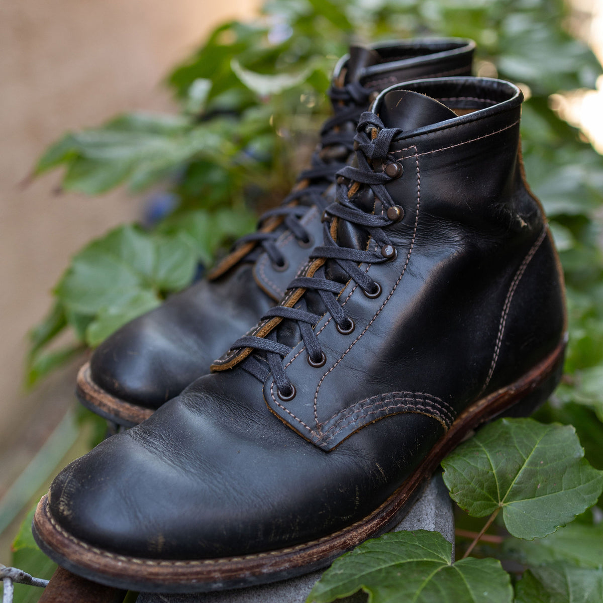 Red Wing Heritage Flatbox Beckman 9060 - Black Klondike - Franklin & Poe